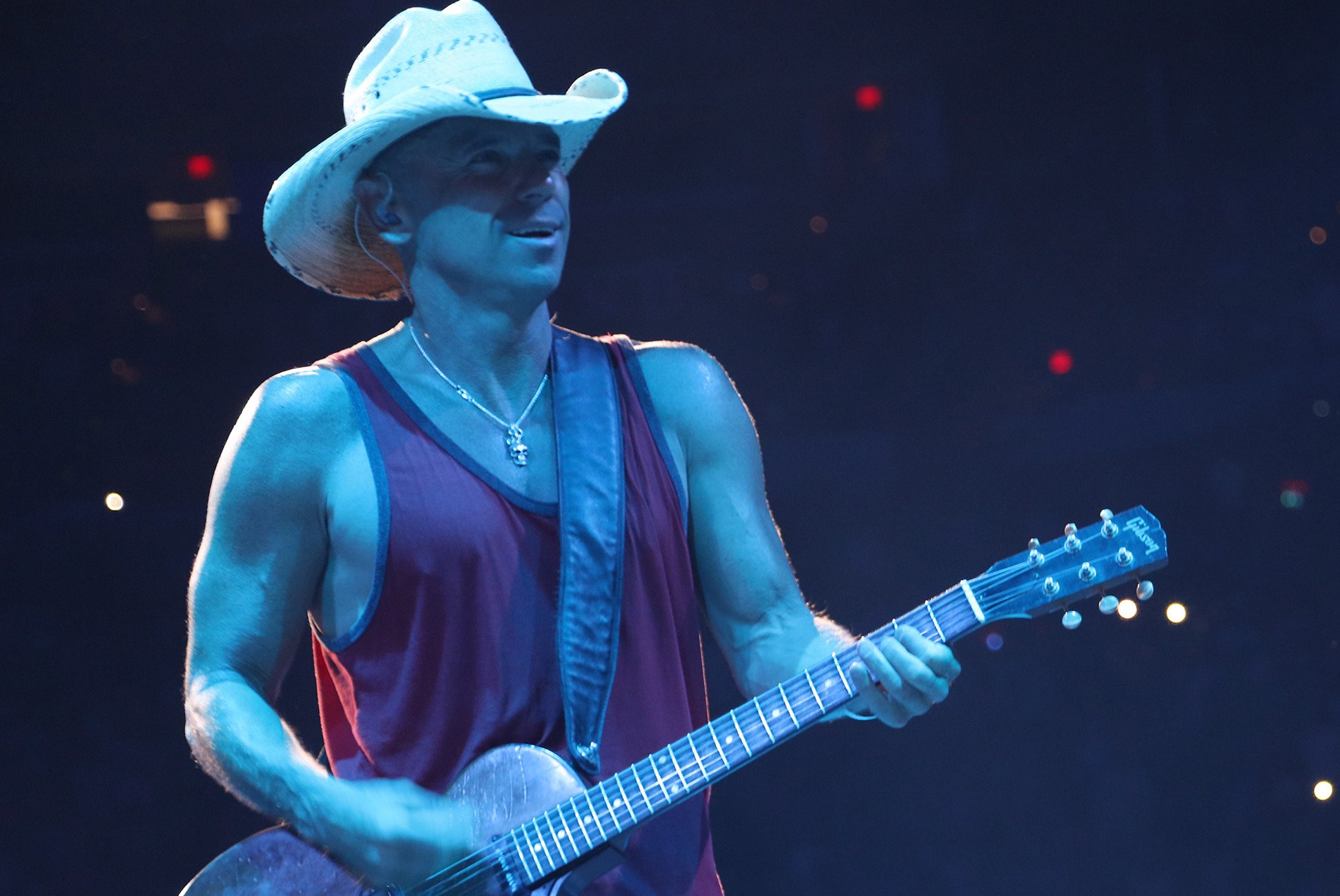 Chesney coming to Lincoln in May - SOUTHEAST - NEWS CHANNEL NEBRASKA