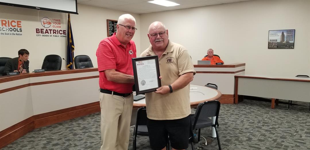 Beatrice Mayor proclaims Big Give Day, recognizes staff of Mosaic ...