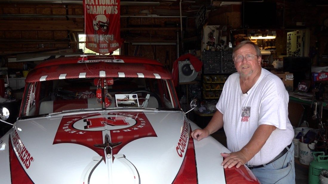 Lincoln man shows Husker pride, through Husker-themed classic car ...