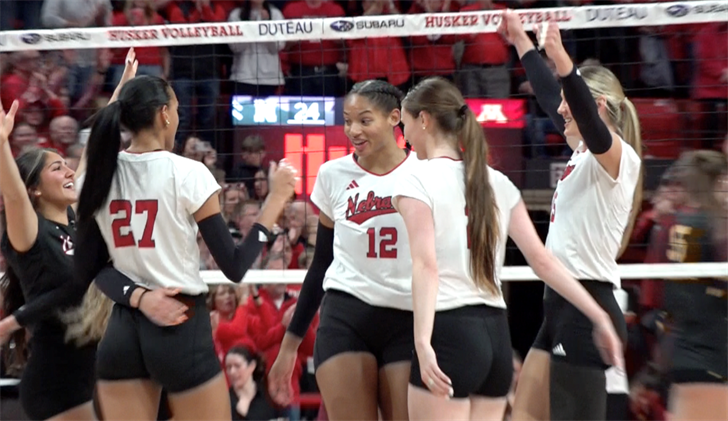 Huskers use balanced attack to knock off No. 16 Gophers in four sets ...