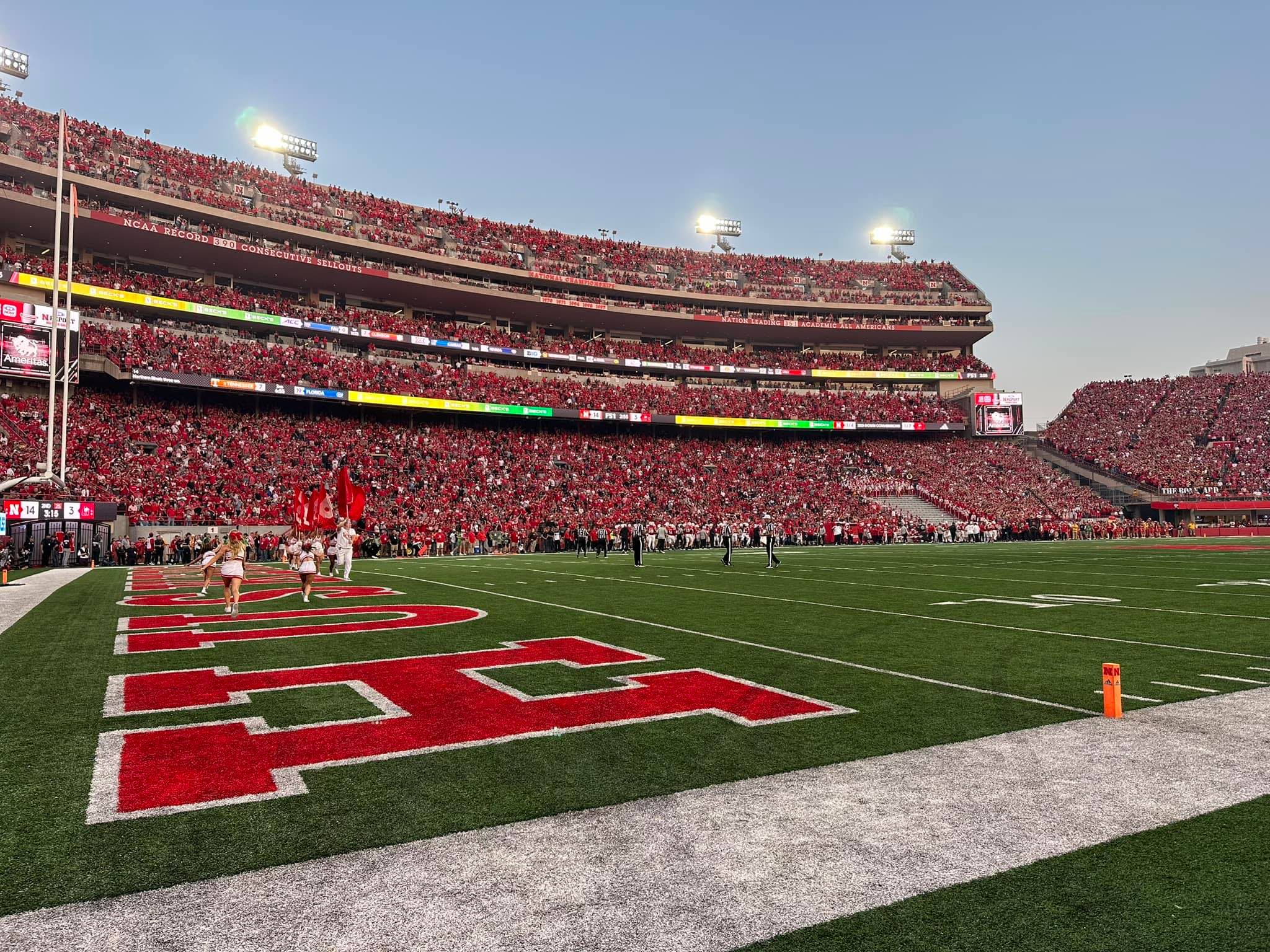 NU regents approve new concessions provider at Husker sporting events ...